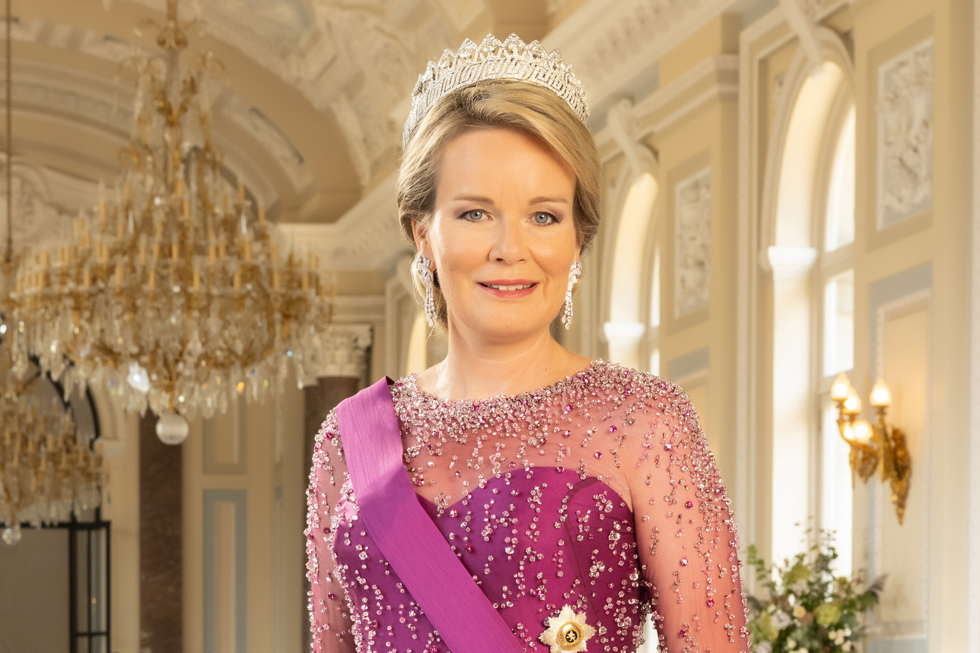 «La reina Mathilde le visita todas las semanas»