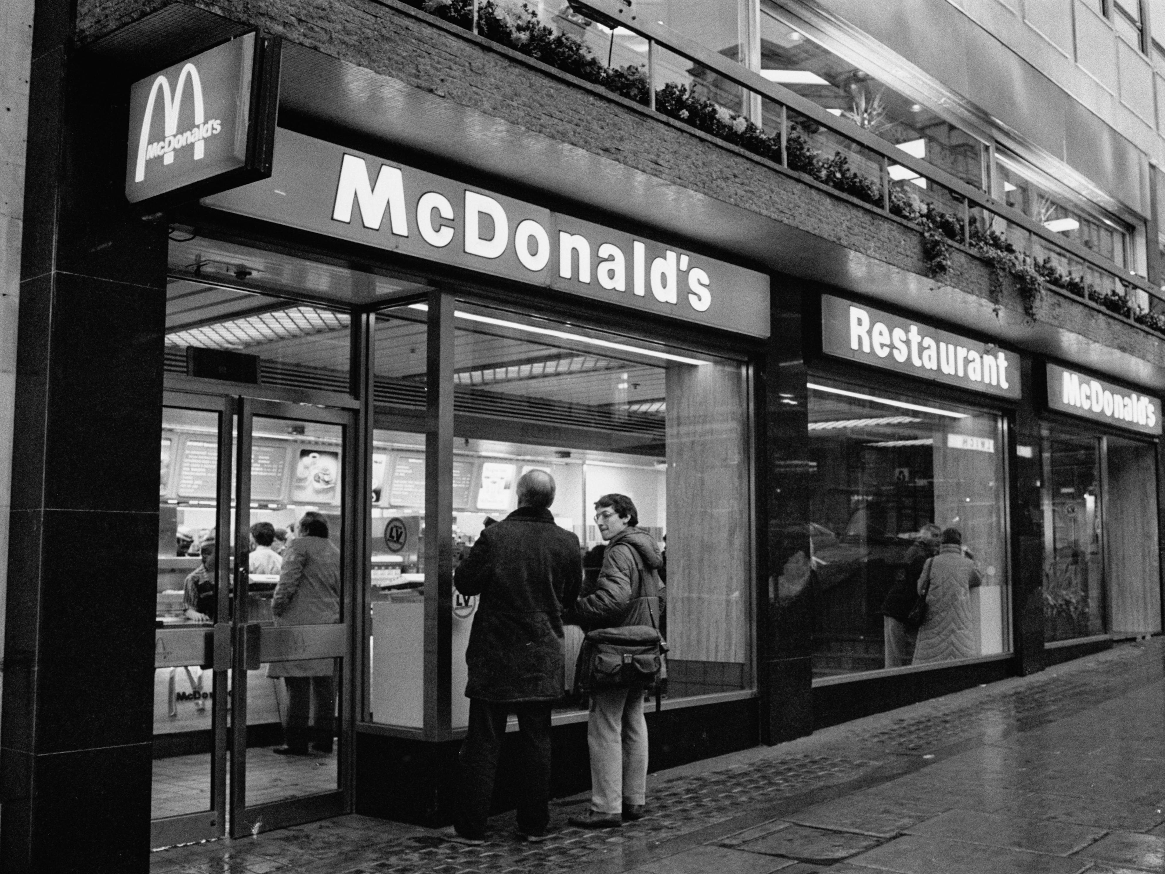 Photos show what it was like to eat at McDonald's in the 1980s