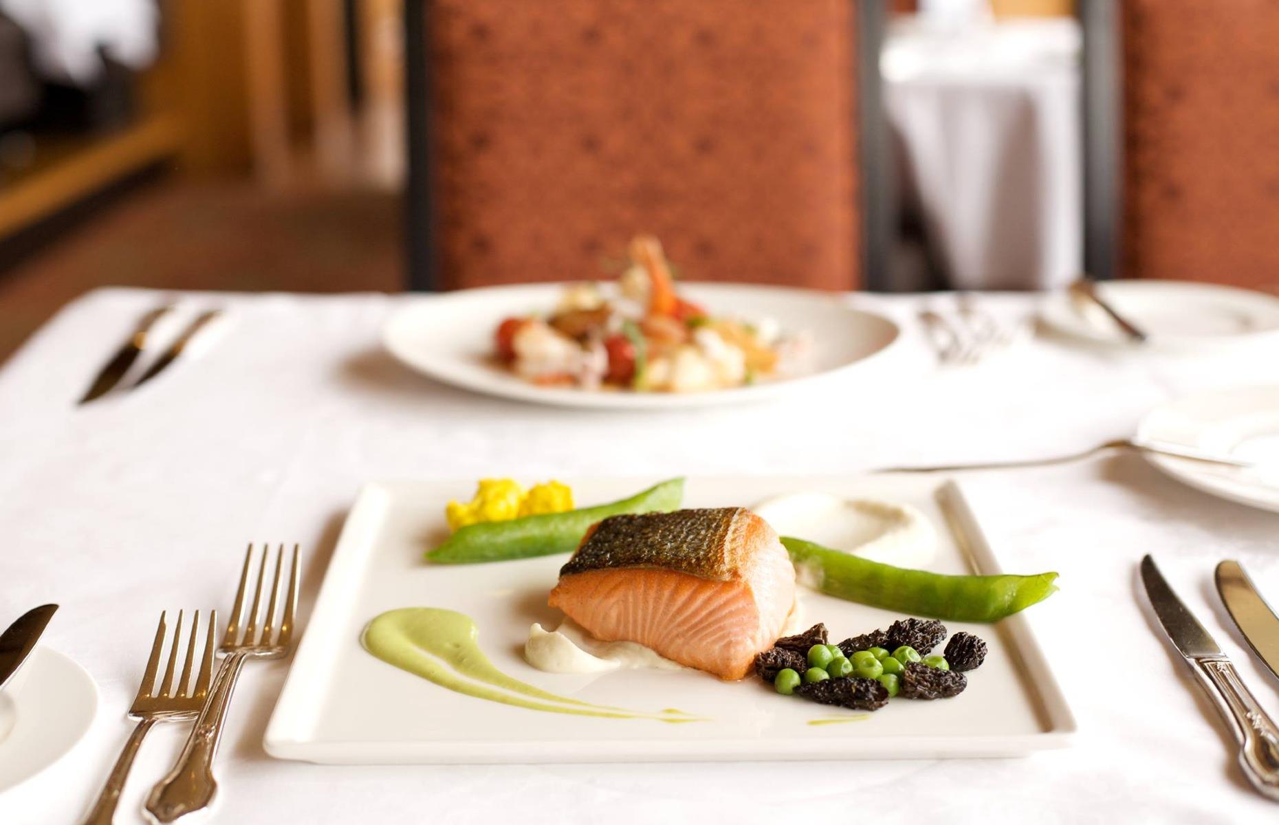 Find the top hotel dining experience in your state