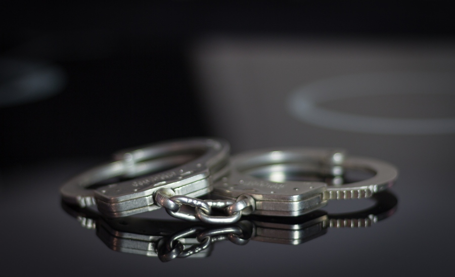 Man arrested for fatally shooting woman in Southeast, DC police say