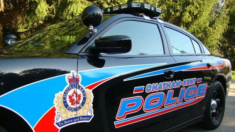 Ridgetown woman dead after car crash near Thamesville, Chatham police say