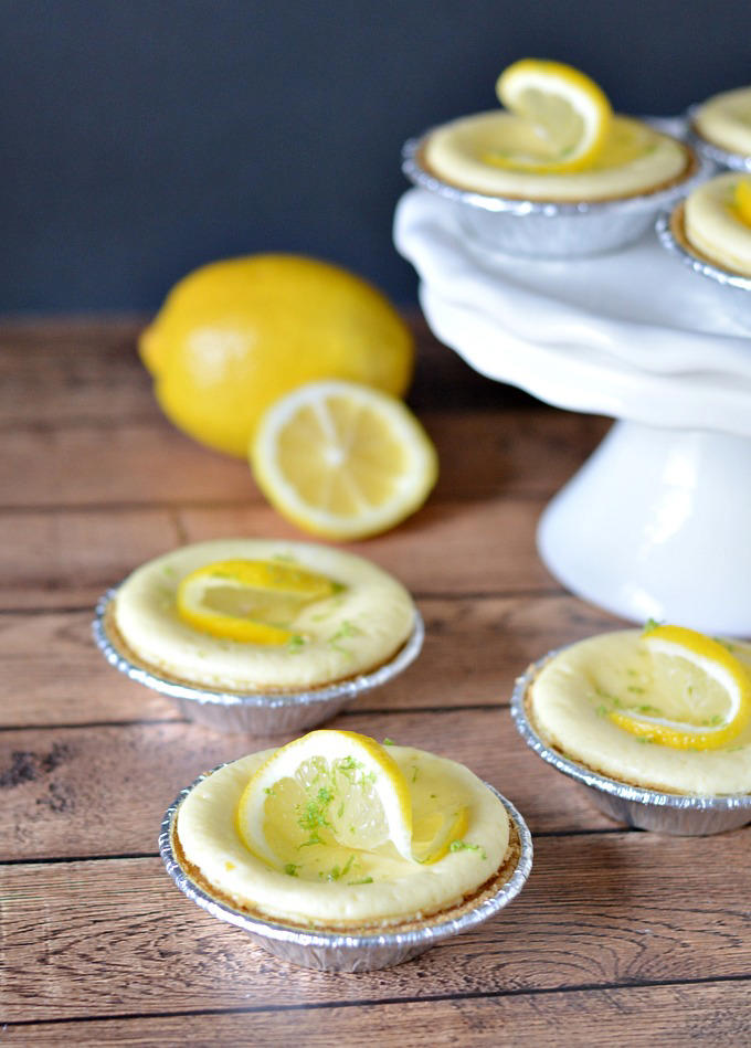 An Easy Mini Lemon Cheesecakes Recipe