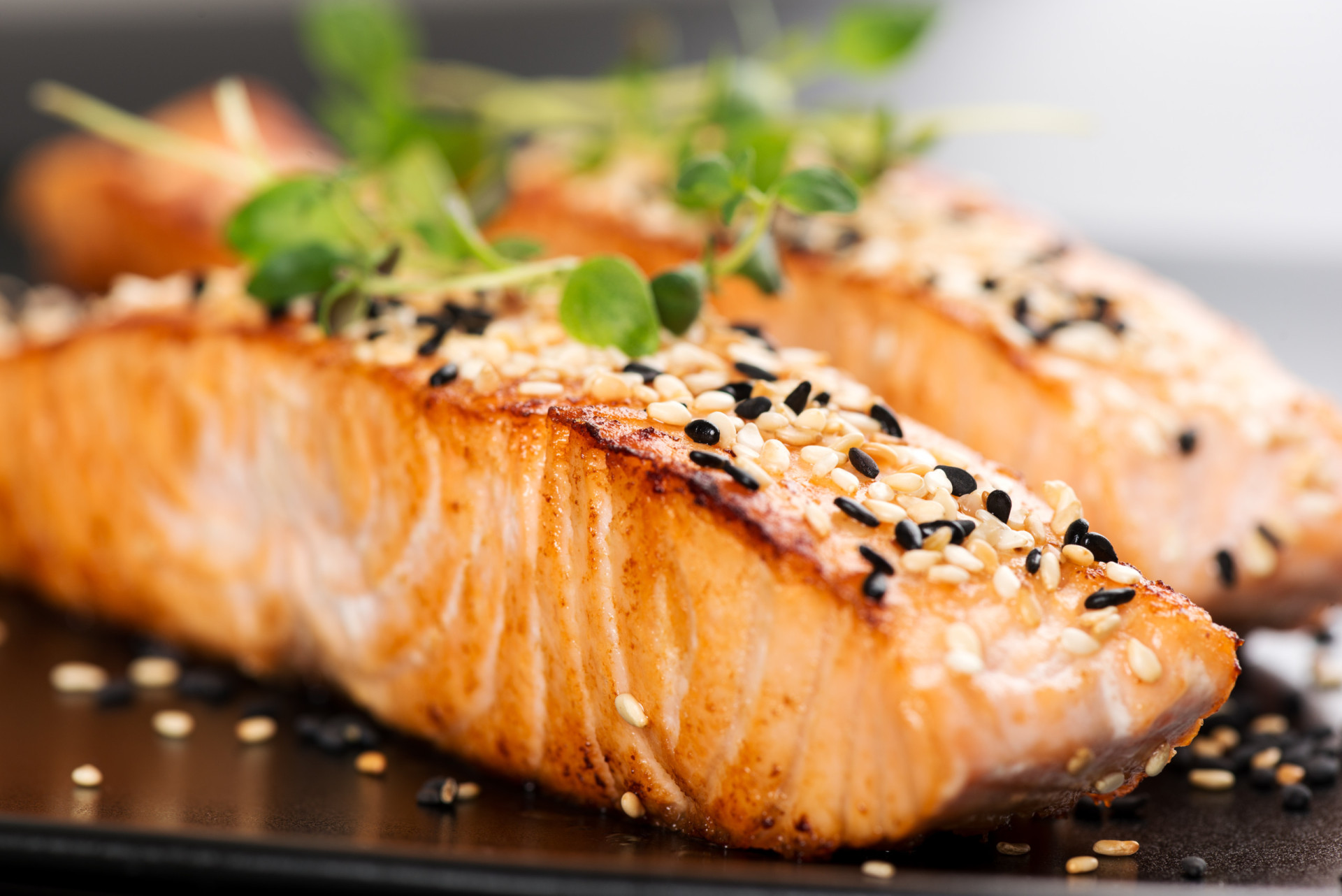 ¿Qué debemos comer antes de beber alcohol?