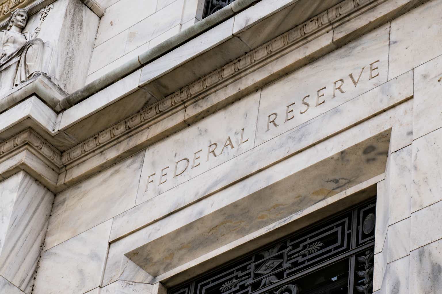 Fed proposes easing SLR capital rule to bolster Treasury market ...