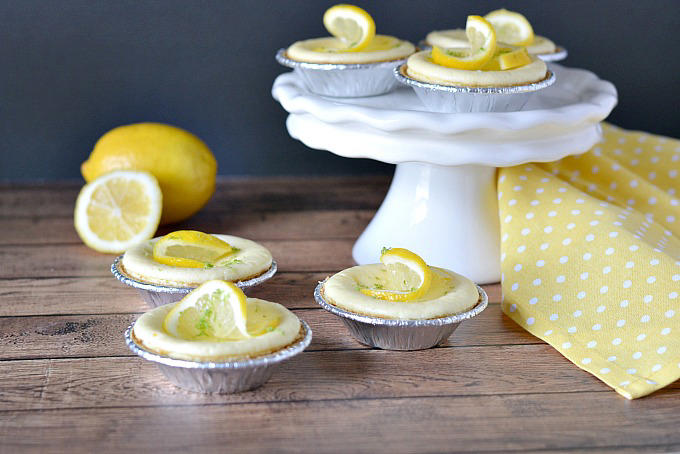 An Easy Mini Lemon Cheesecakes Recipe