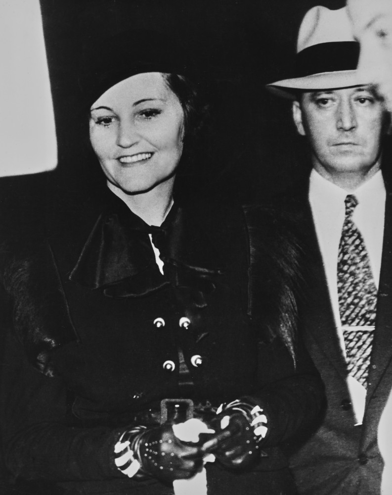 Notorious female gangsters of the underworld