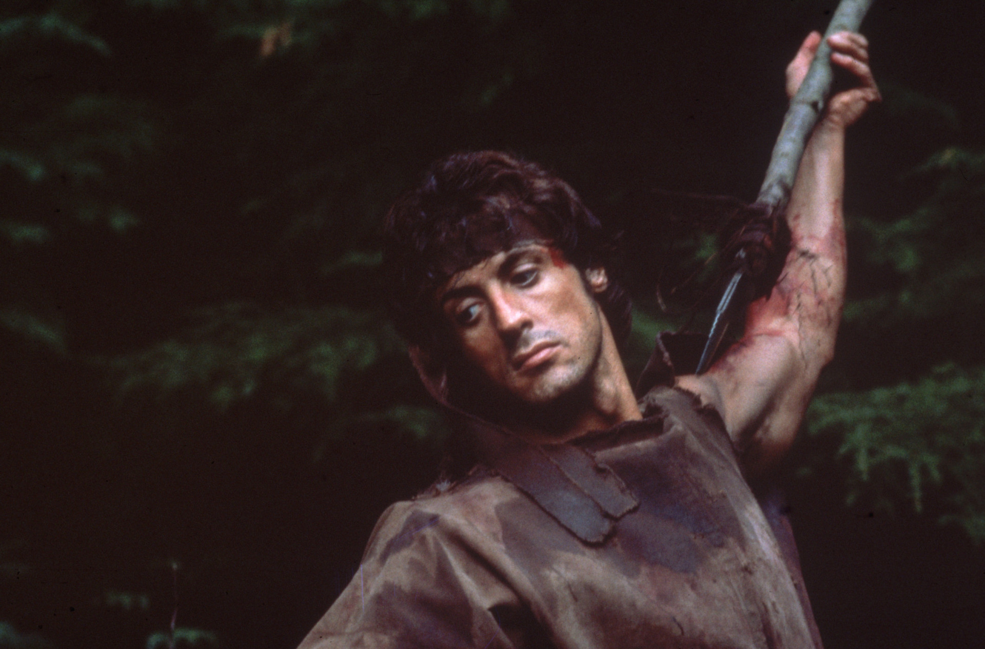 Rocky vs Rambo: Ein Vergleich der epischen Filmfiguren