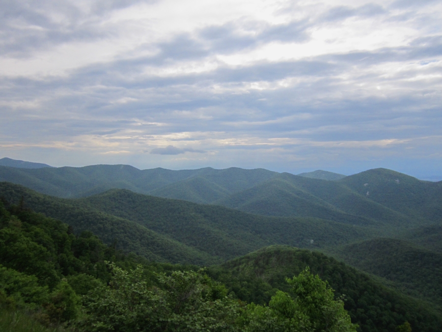 National Park Service’s hiking tips to follow as the weather warms up