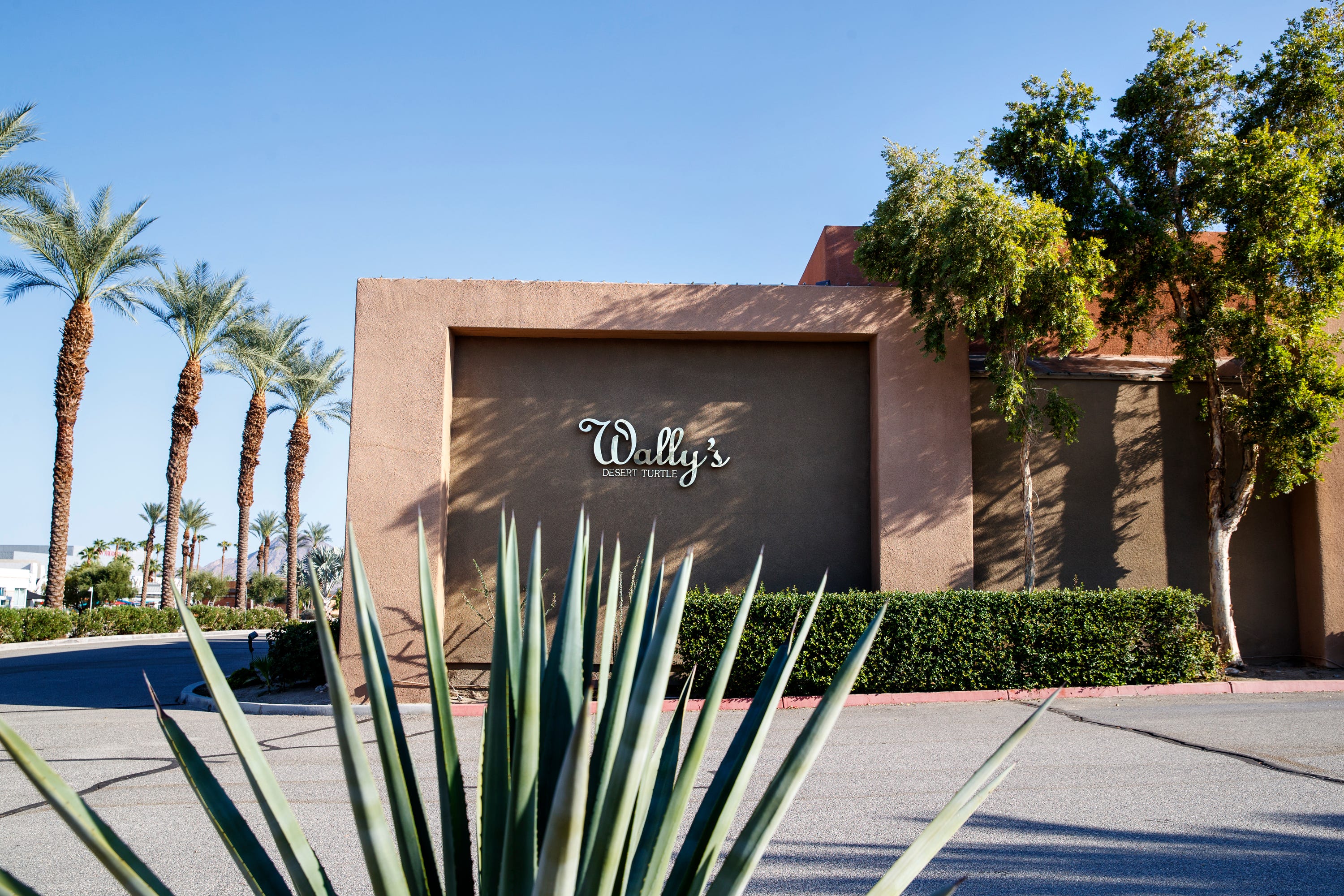 What Coachella Valley restaurants are closed for the summer? See our ...