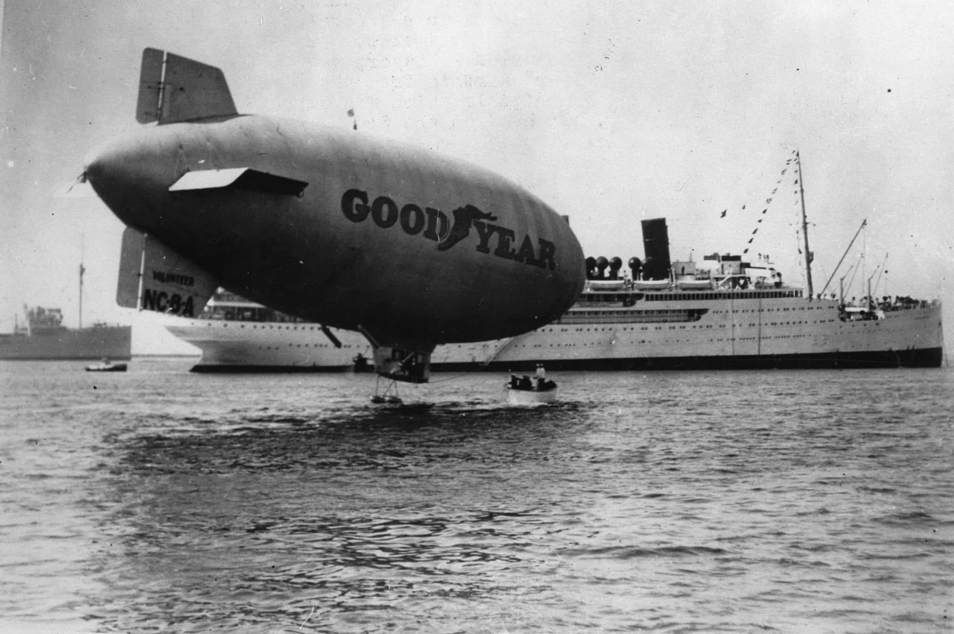 The up and down history of the airship