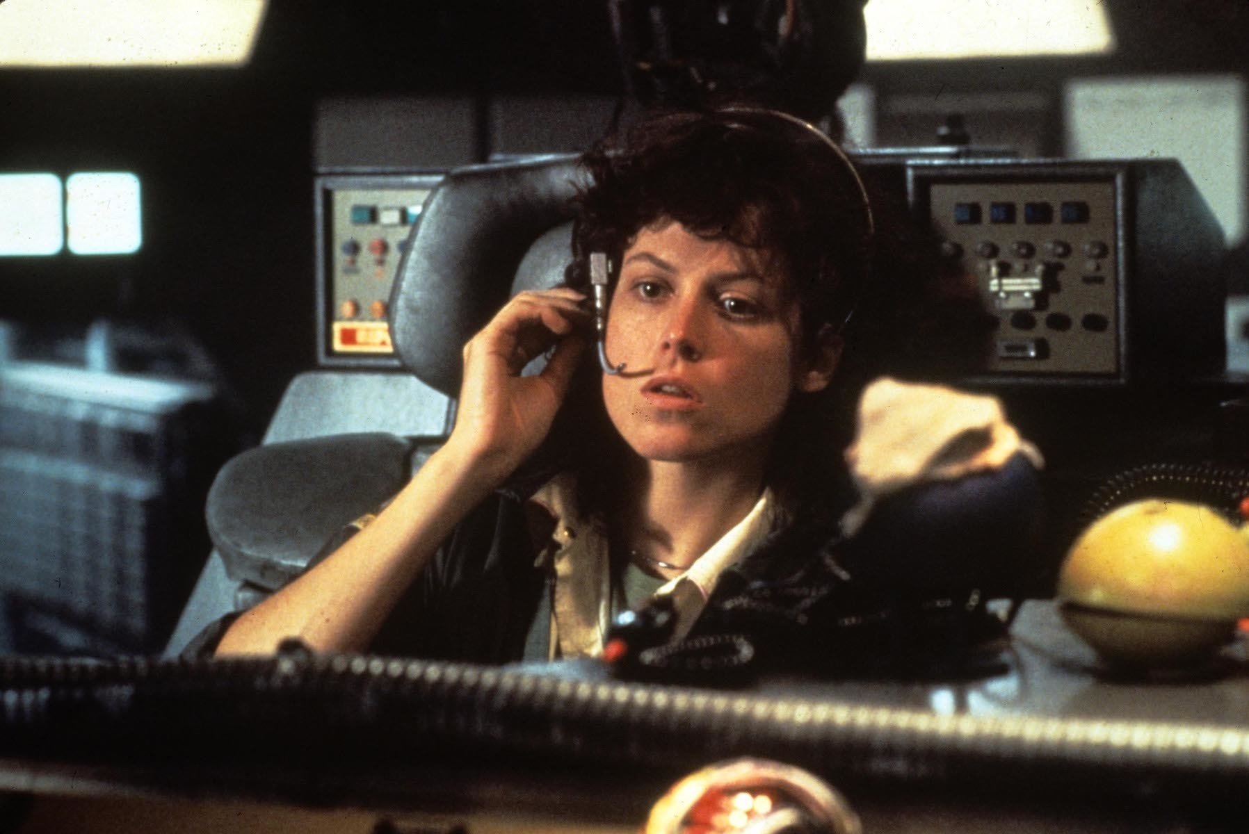10 female movie characters thriving alone in chaos