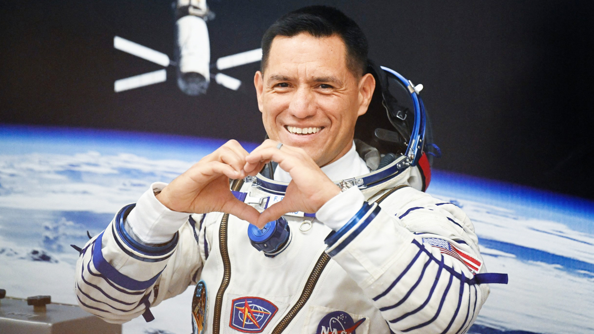 Frank Rubio, el astronauta atrapado en el espacio que sueña con volver ... Frank Rubio, el astronauta atrapado en el espacio que sueña con volver ...