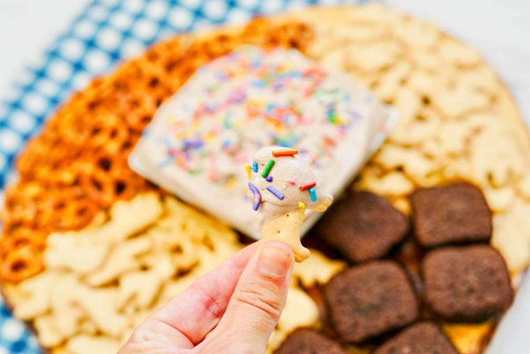 Delicious Brownie Batter Dessert Dip