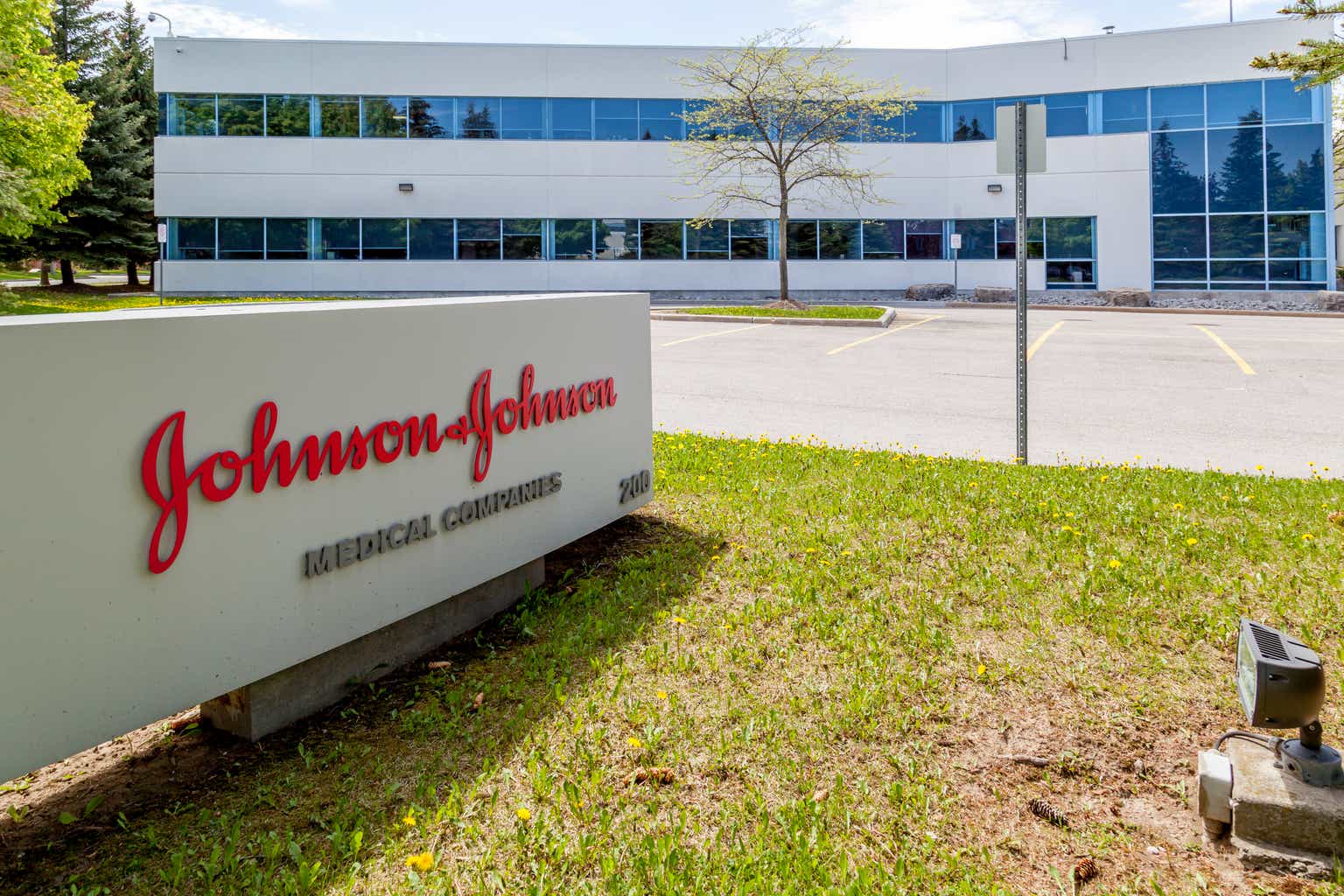 Johnson & Johnson unveils $2B U.S. manufacturing expansion in North ...
