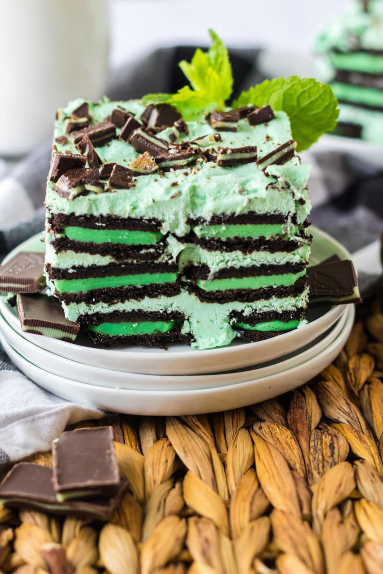 Mint chocolate icebox cake