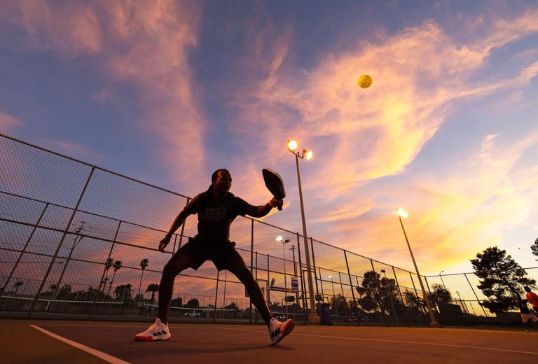 A new pickleball palace is opening its 1st Arizona location. Here's where
