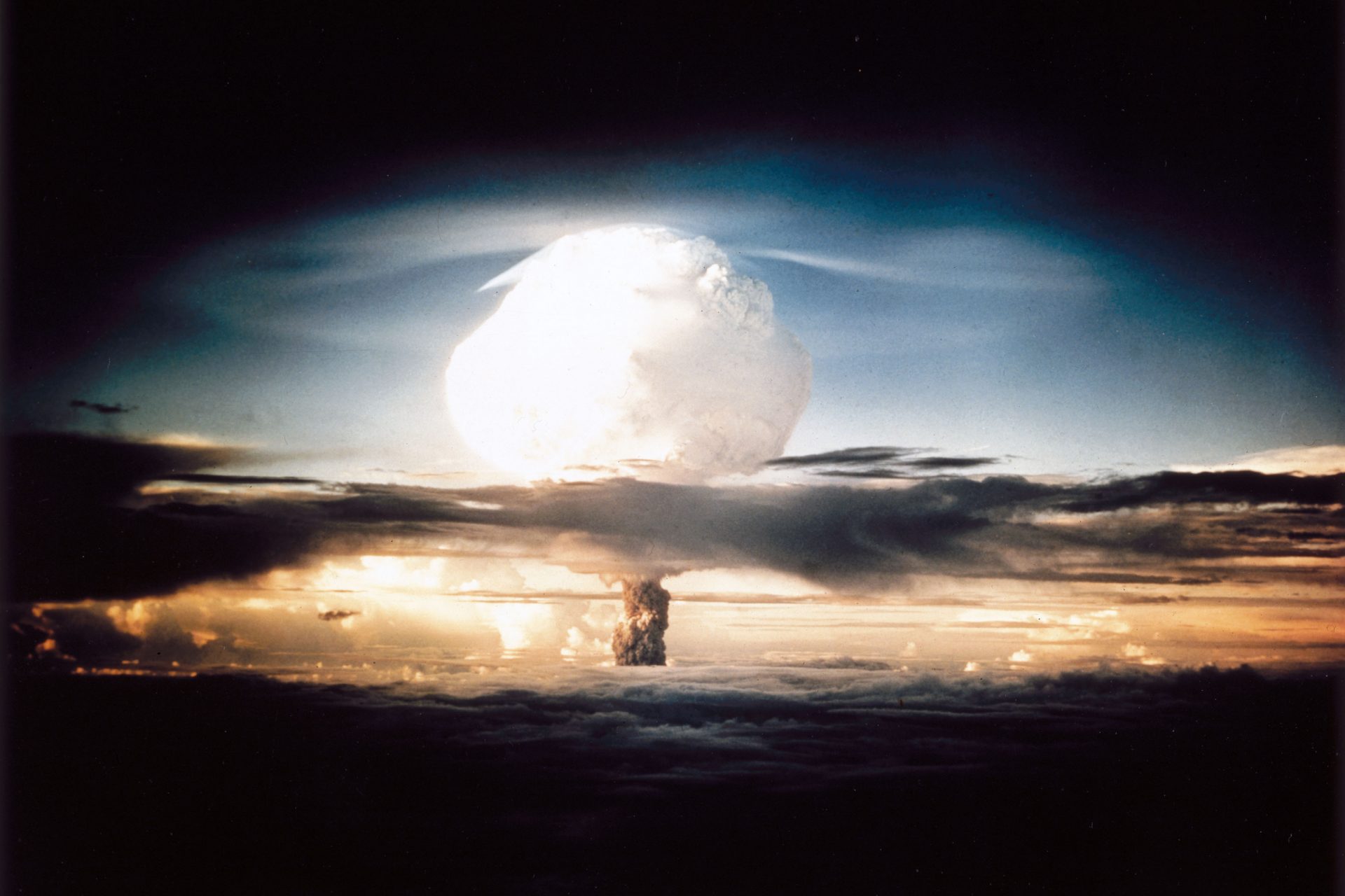 What the 'Doomsday Manual' reveals about surviving disaster