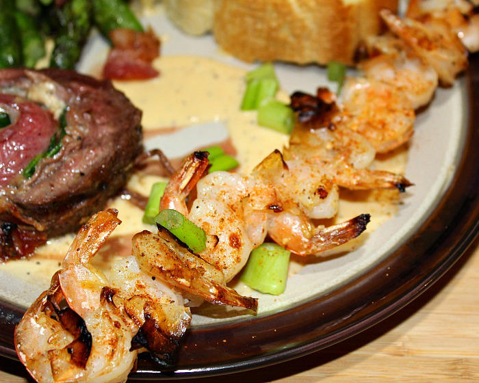 Garlic Butter Grilled Shrimp Skewers!!