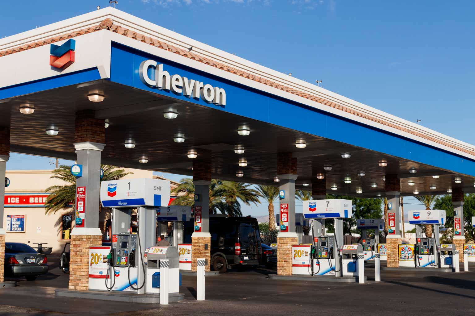 Chevron open to buying Phillips 66’s stake in chemicals joint venture ...