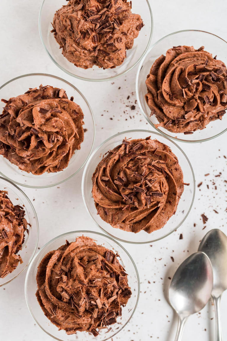 Easy Chocolate Mousse Recipe
