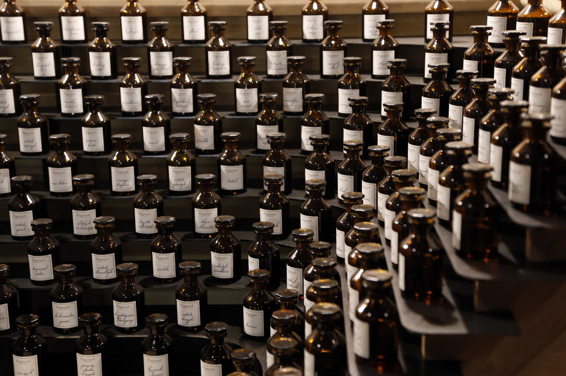 Pourquoi le parfum sent-il aussi bon