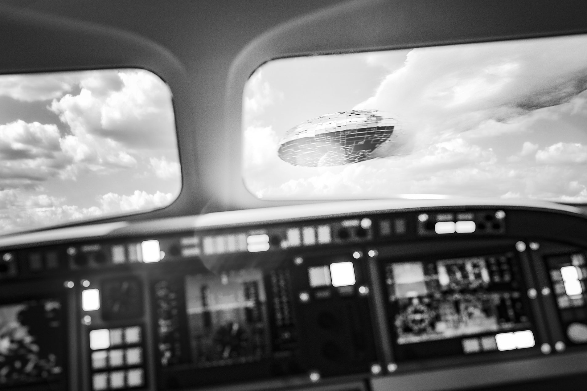 15 Most Chilling UFO Sightings Ever Recorded