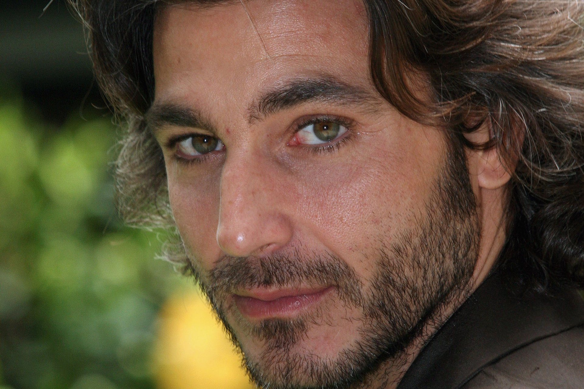 Celebrities whose prominent noses add to their allure