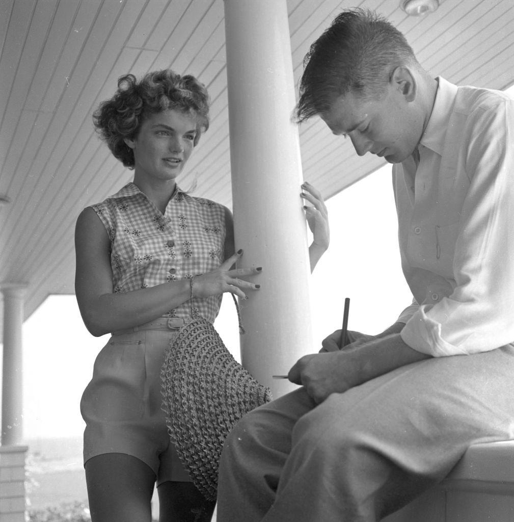 25 Of Jackie O S Most Iconic Fashion Moments