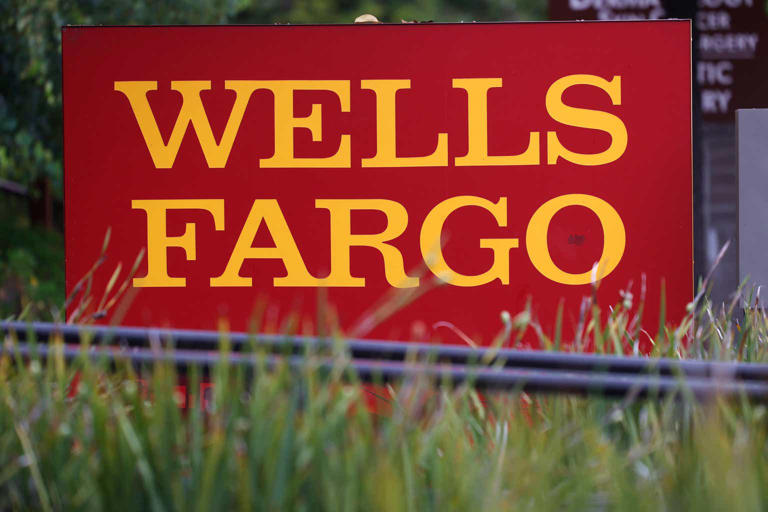 Wells Fargo hires Amazon Web Services exec Faraz Shafiq for AI push
