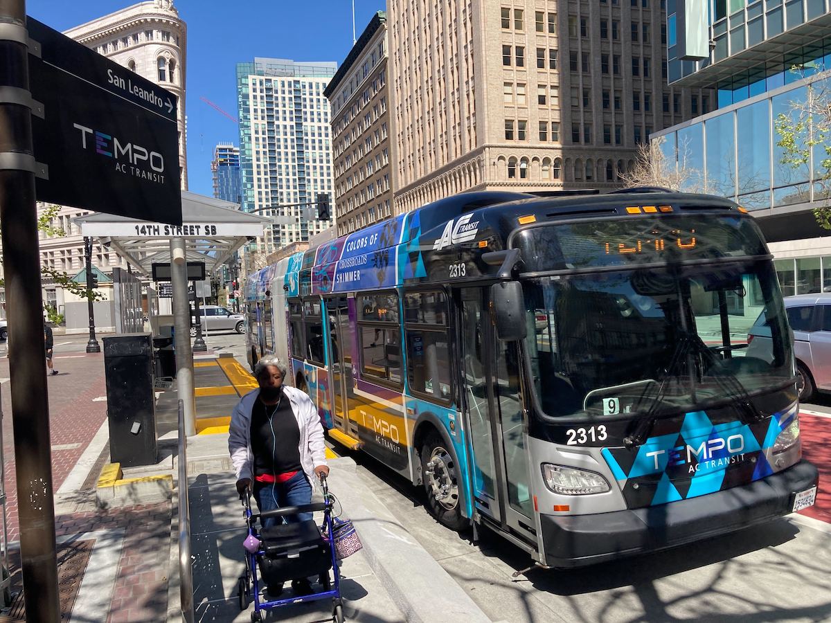 ac-transit-bus-cameras-will-use-artificial-intelligence-to-ticket