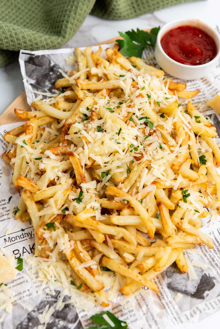 Easy Air Fryer Parmesan Truffle Fries Recipe