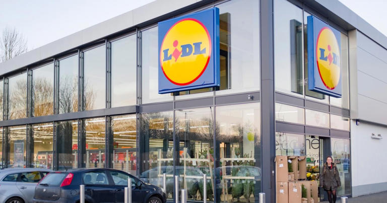 I Lidl sagde Peter 4 ord til Laura, der vendte hendes dag på hovedet ...