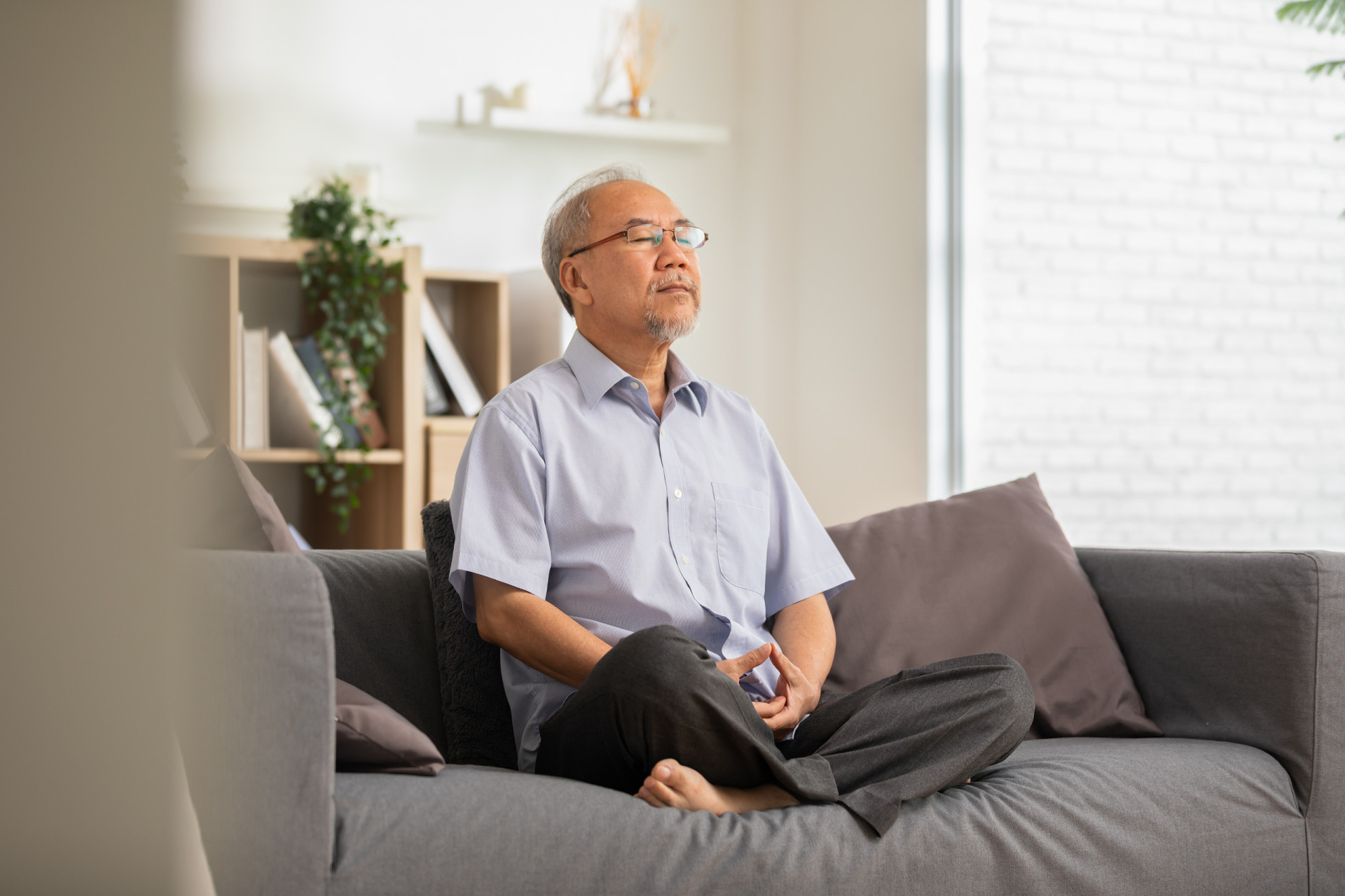 Breathing techniques: helpful benefits and tips