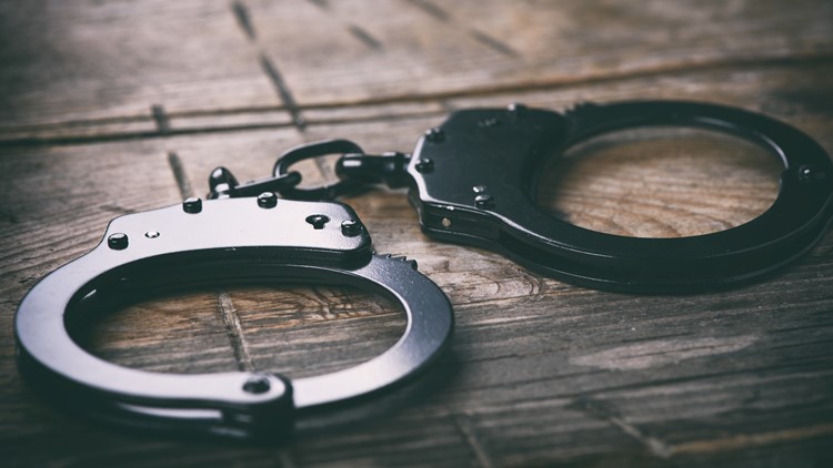 IMPD SWAT team arrests 23-year-old carjacking suspect following chase ...