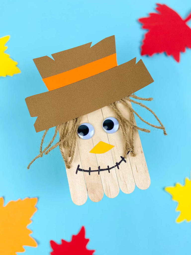 Cute and Easy Scarecrow Craft for Kids
