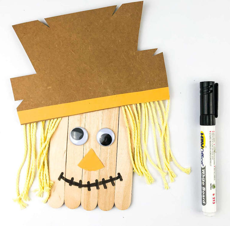 Cute and Easy Scarecrow Craft for Kids