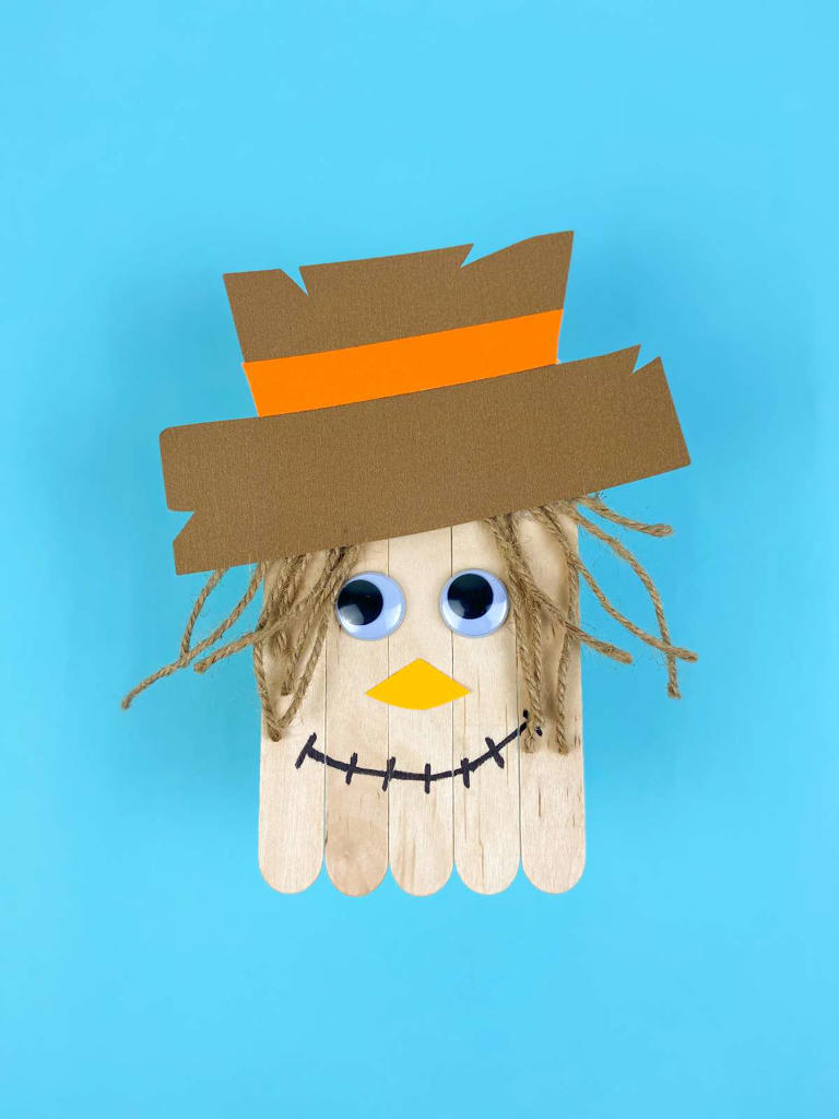 Cute and Easy Scarecrow Craft for Kids