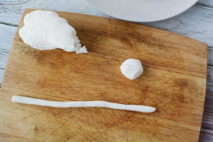 How to Make a Spooky Halloween Brain Cake