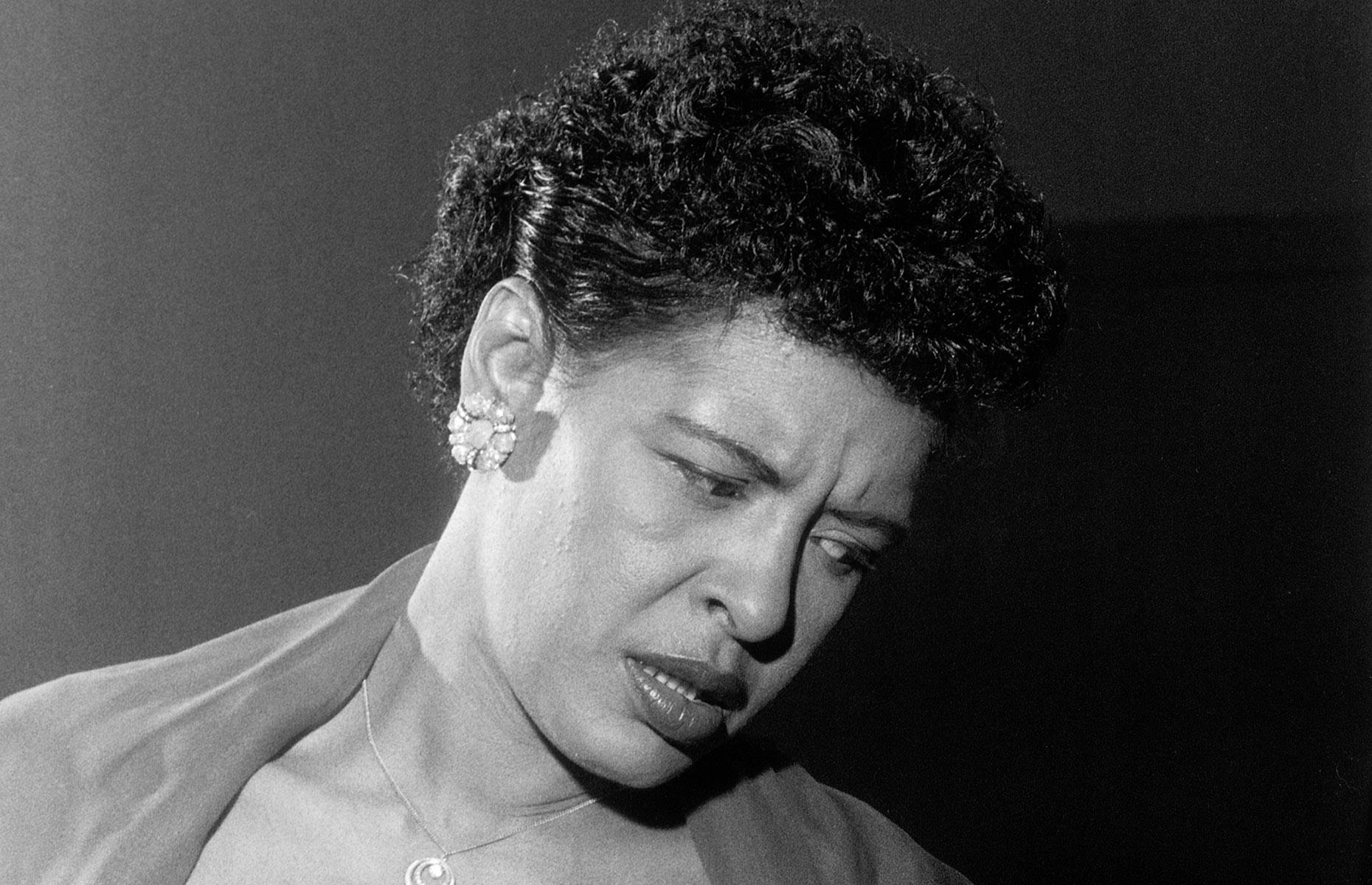The 13 iconic stars who went from riches to rags before they died