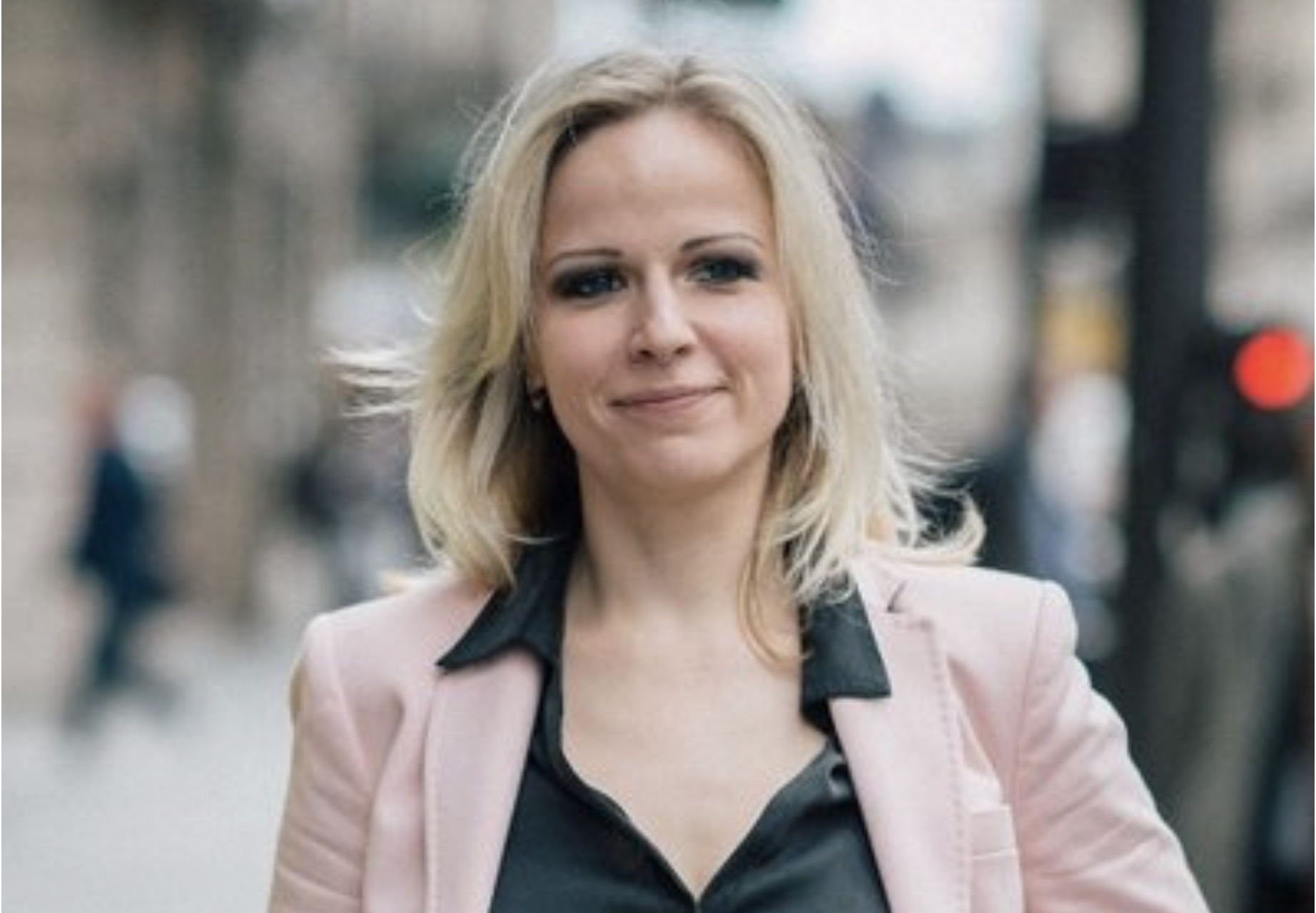 These actors were too young to play their co-stars' parents