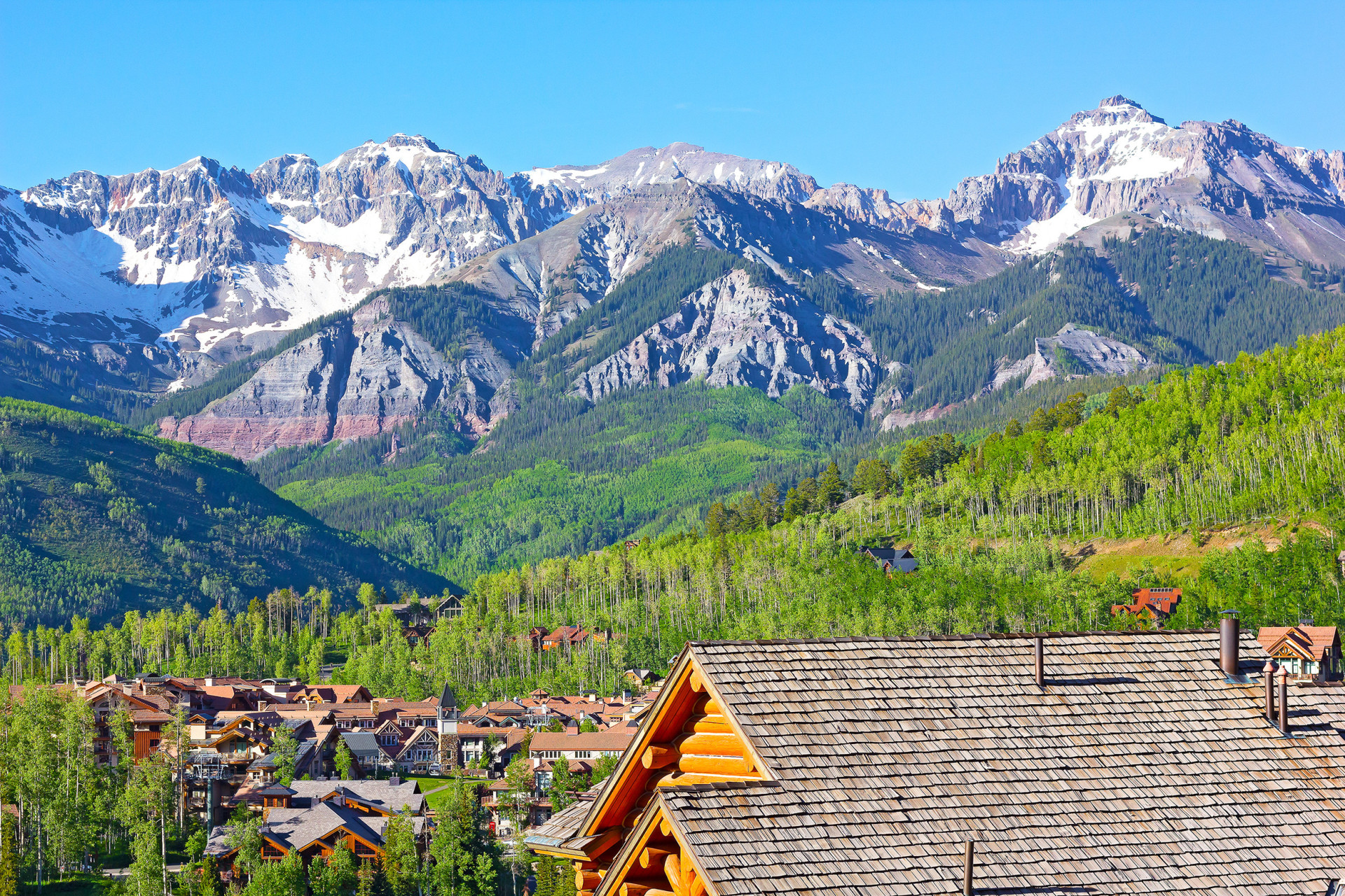 The most picturesque mountain towns in America
