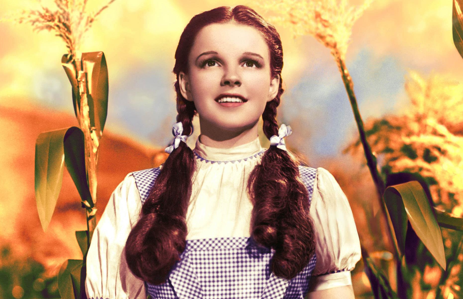 13 famous faces who died tragically broke