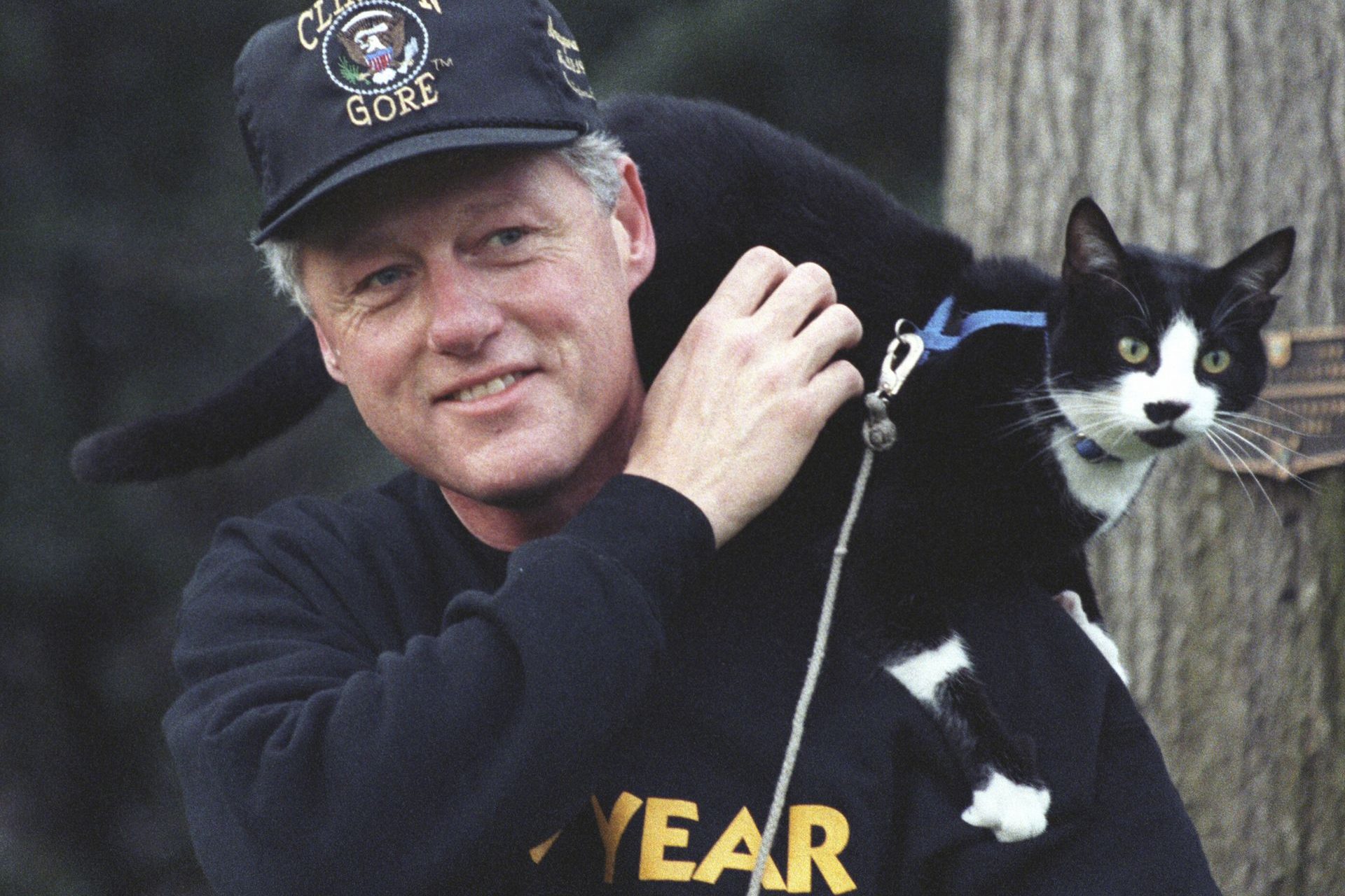 Decades later, Monica Lewinsky is still awaiting her apology from Bill ...