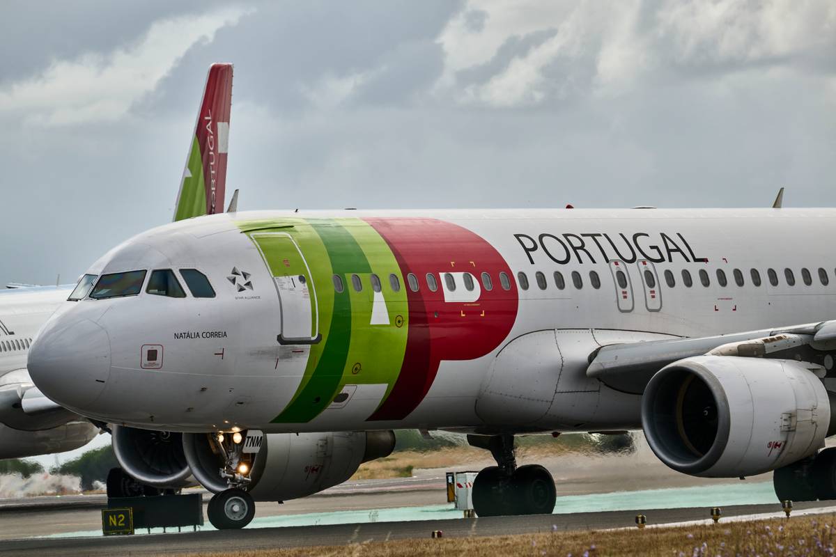 Avião da TAP com destino a Viena regressa a Lisboa após (mais um ...