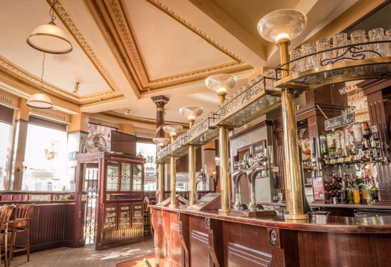 15 of Liverpool's oldest traditional pubs and the interesting history ...