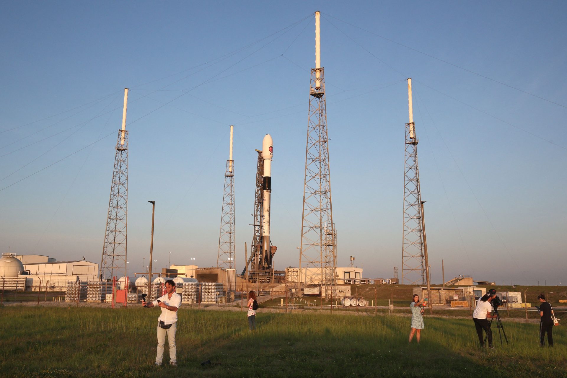 Discovering dark matter: here are the first images from the Euclid ...