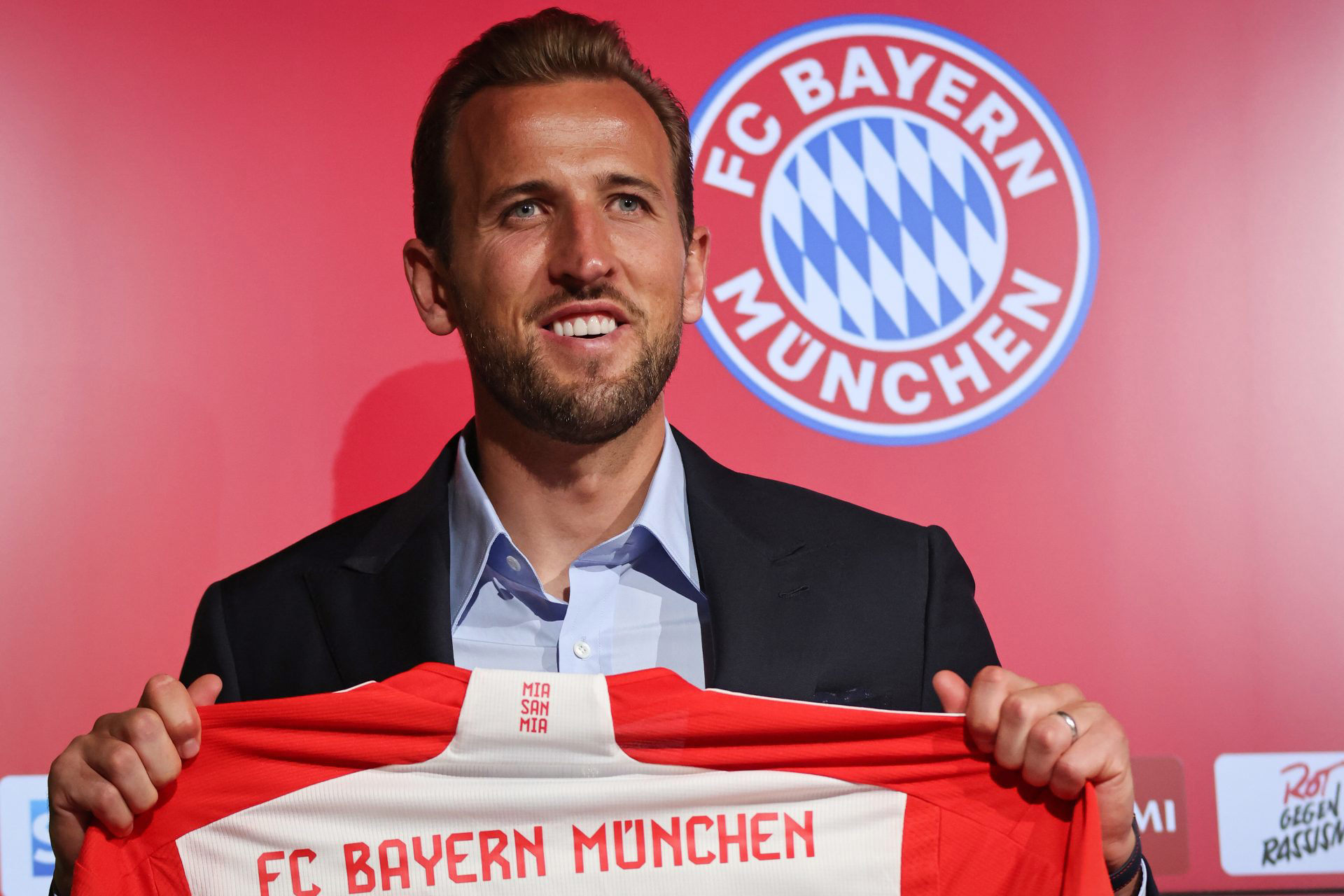 Rating the last 10 record-breaking signings in the Bundesliga Rating the last 10 record-breaking signings in the Bundesliga