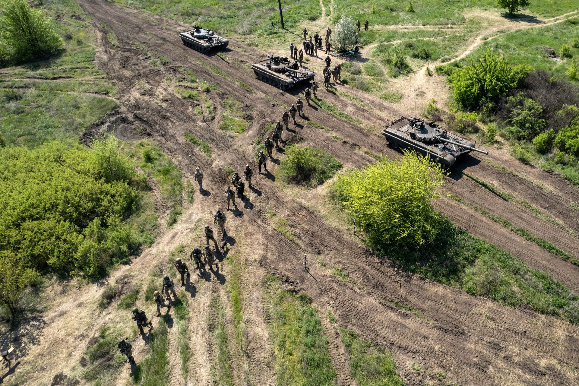Inside the Battlefield: What happened when Russia's best tank faced off ...