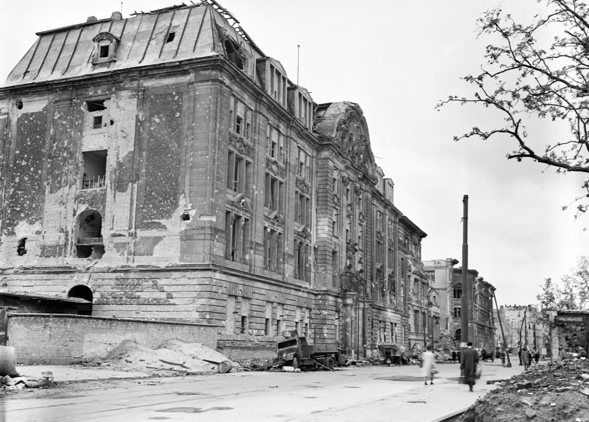Ruins and rubble: Germany post-WWII