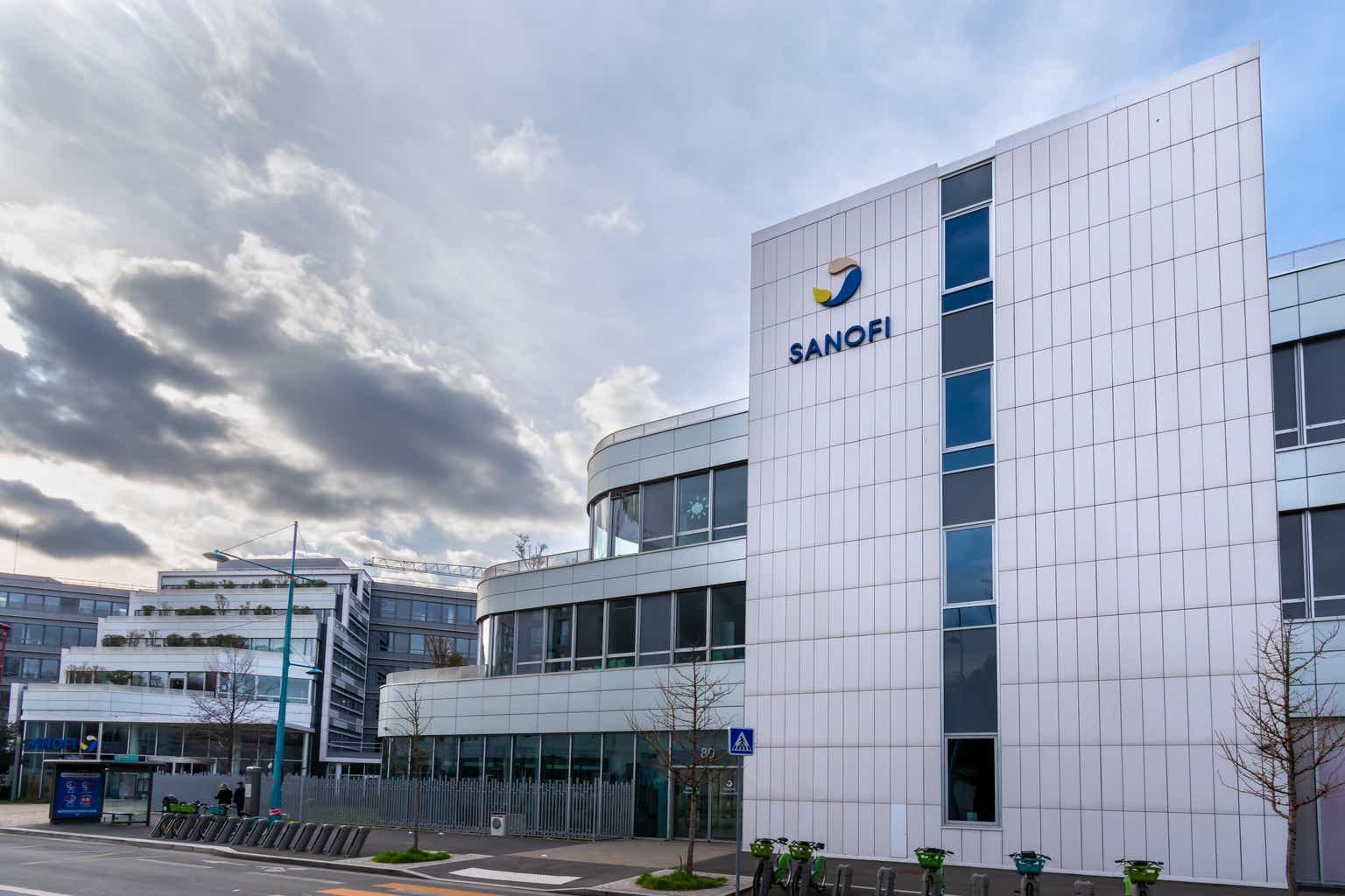 Sanofi sees positive data in phase 3 tolebrutinib multiple sclerosis study